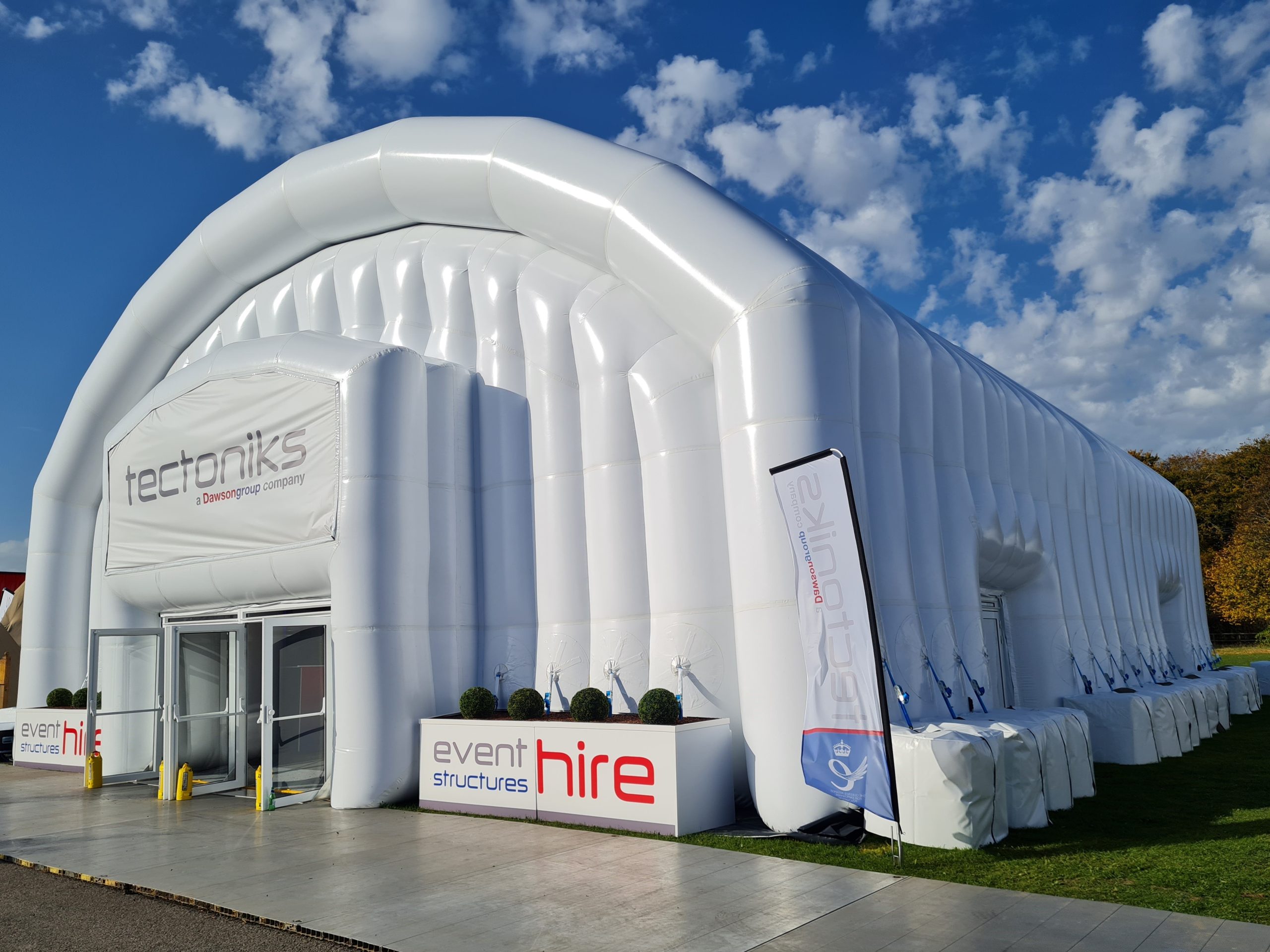 Tectoniks Excels at The Showman’s Show